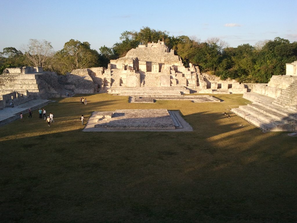 Conoce la zona arqueológica de Edzná en el estado de Campeche