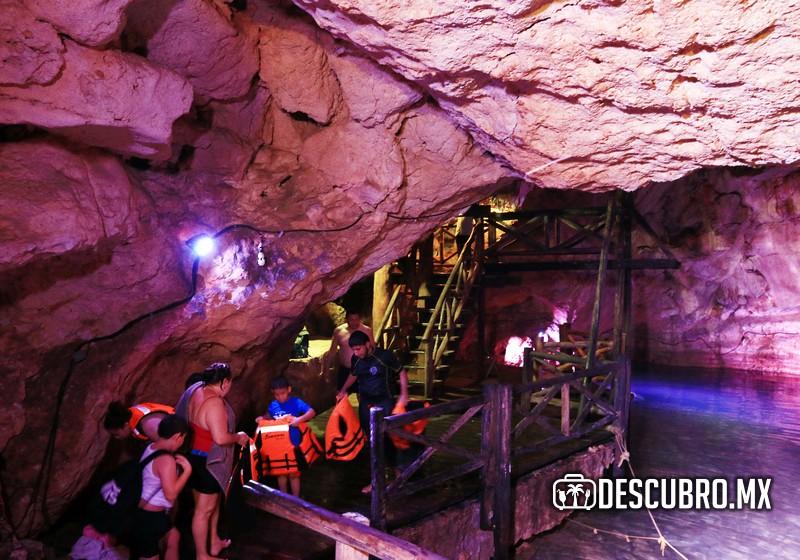 Disfruta del cenote de Santa Rosa en Homún, Yucatán