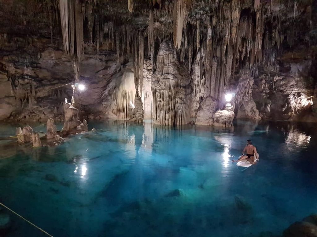 Disfruta de la naturaleza en el cenote Choj-Há, cerca de Xcan