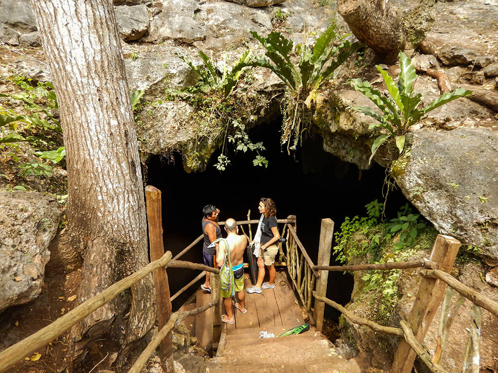 Disfruta de la naturaleza en el cenote Choj-Há, cerca de Xcan