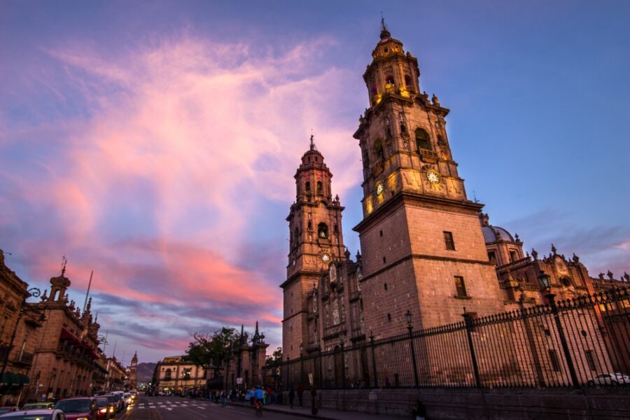 La Catedral De Morelia Michoacán Joya Del Barroco