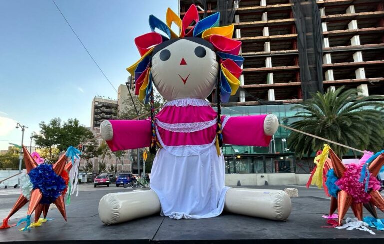 Te contamos la historia de la muñeca Lele - Descubro